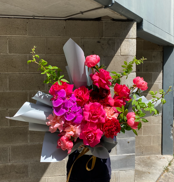 Hubba Bubba | Floral Arrangement | Hermetica Flowers